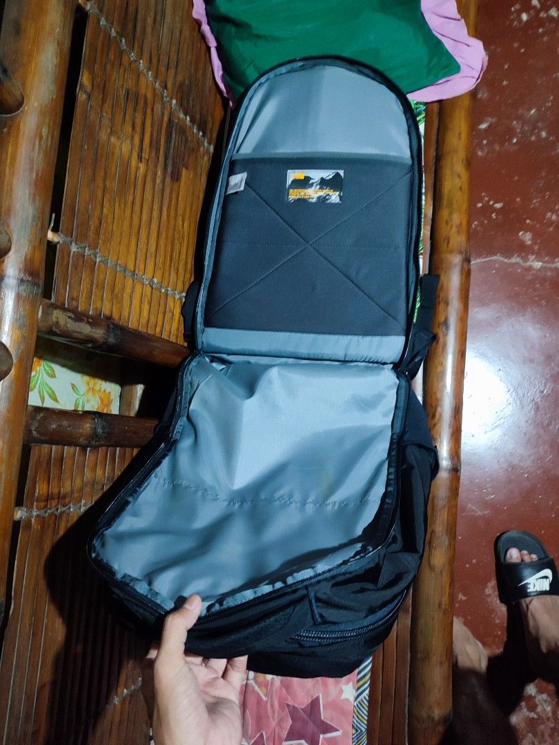Tnf Router Backpack, Men's Fashion, Bags, Backpacks on Carousell