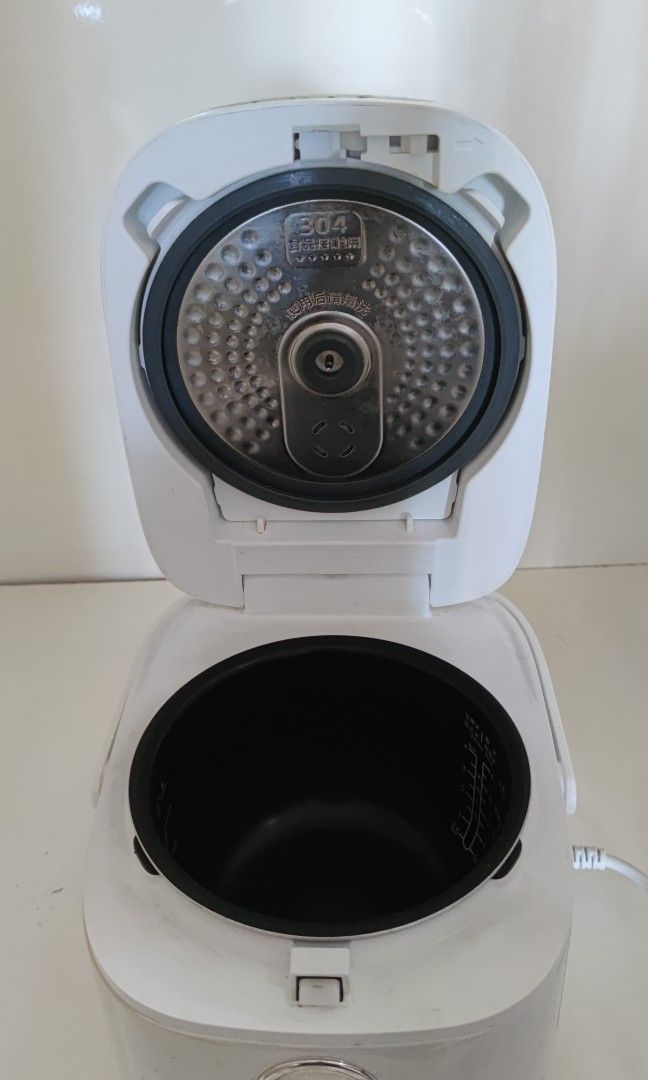 Toshiba IH Rice Cooker RC-7HMC 2L, TV & Home Appliances, Kitchen Appliances, Cookers on Carousell