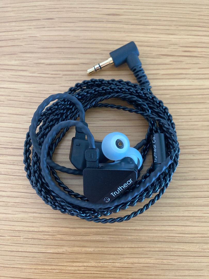 Truthear Hexa 1DD+3BA Hybrid In-Ear Monitors, Audio, Earphones on Carousell