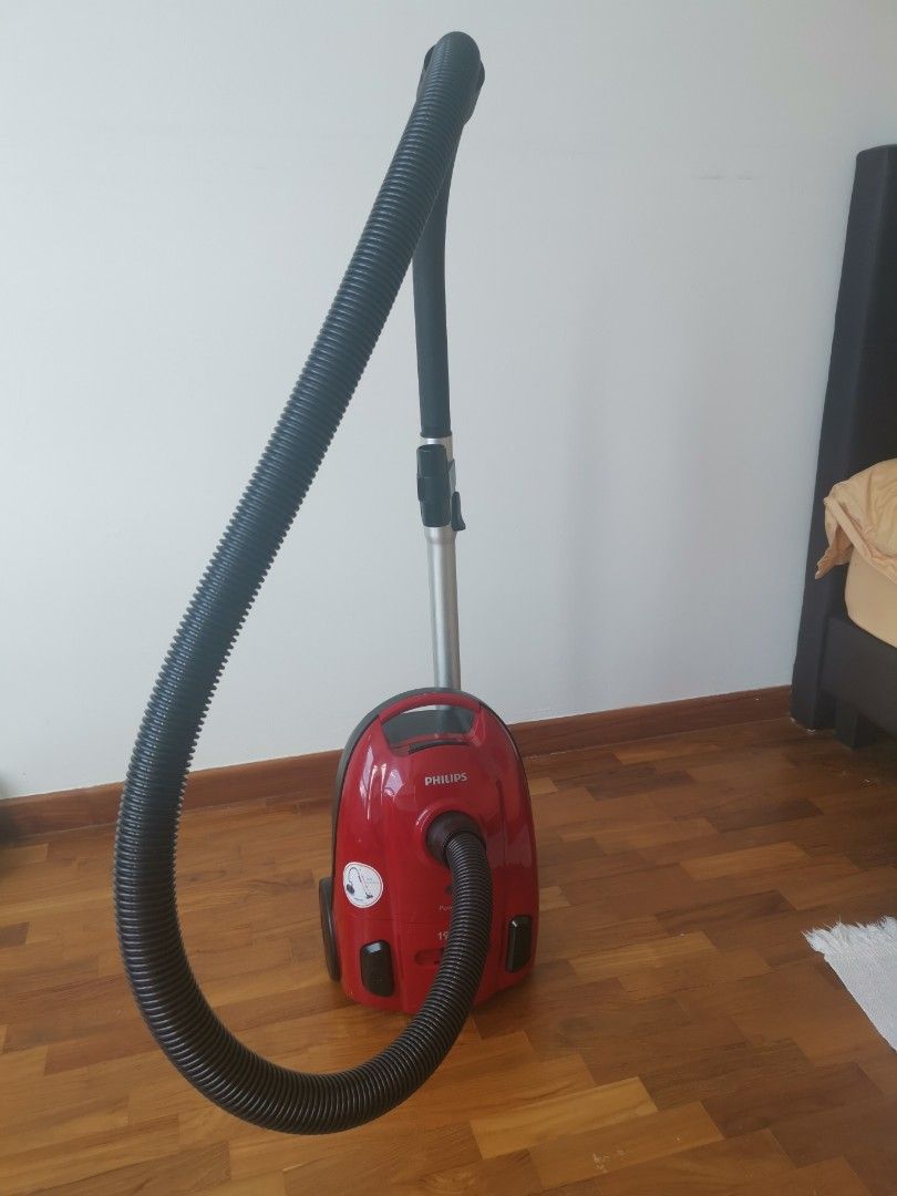 Vacuum Cleaner - Philips 1900W, TV & Home Appliances, Vacuum Cleaner ...