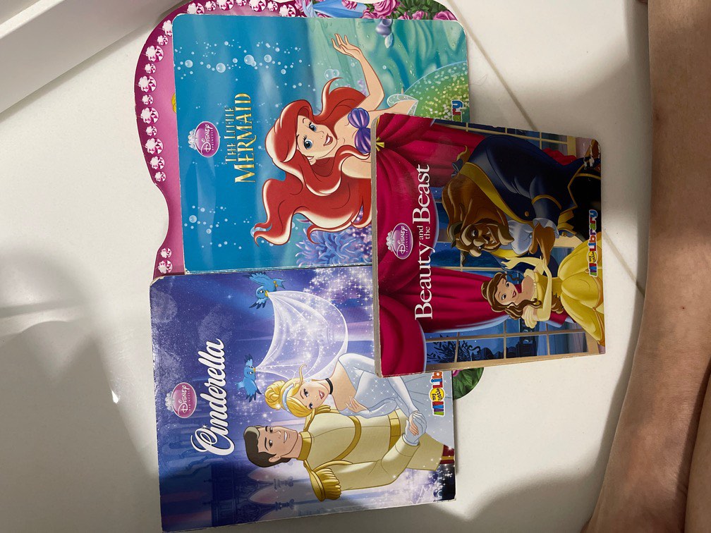 (Very new) Disney Princess Little Library 3-in-1 storybooks, Hobbies ...