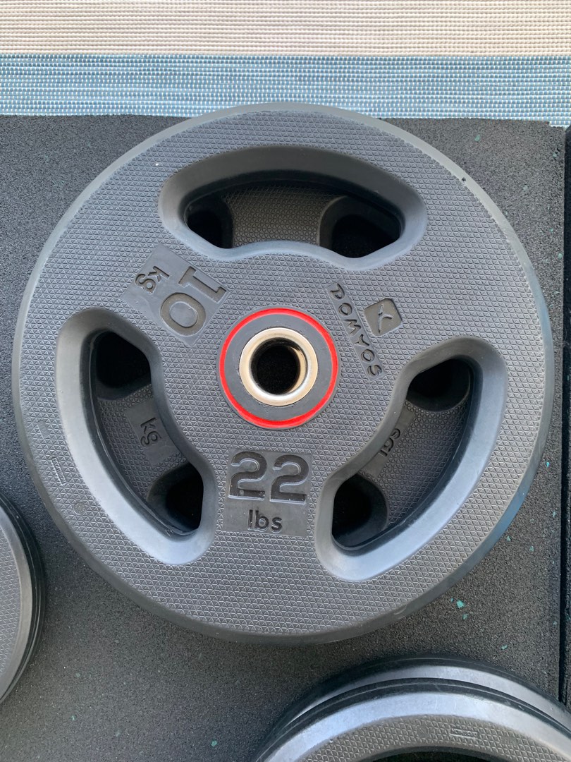 4 X Decathlon 10kg Plates Sports Equipment Exercise Fitness 4 X Decathlon 10kg Plates Sports Equipment Exercise Fitness