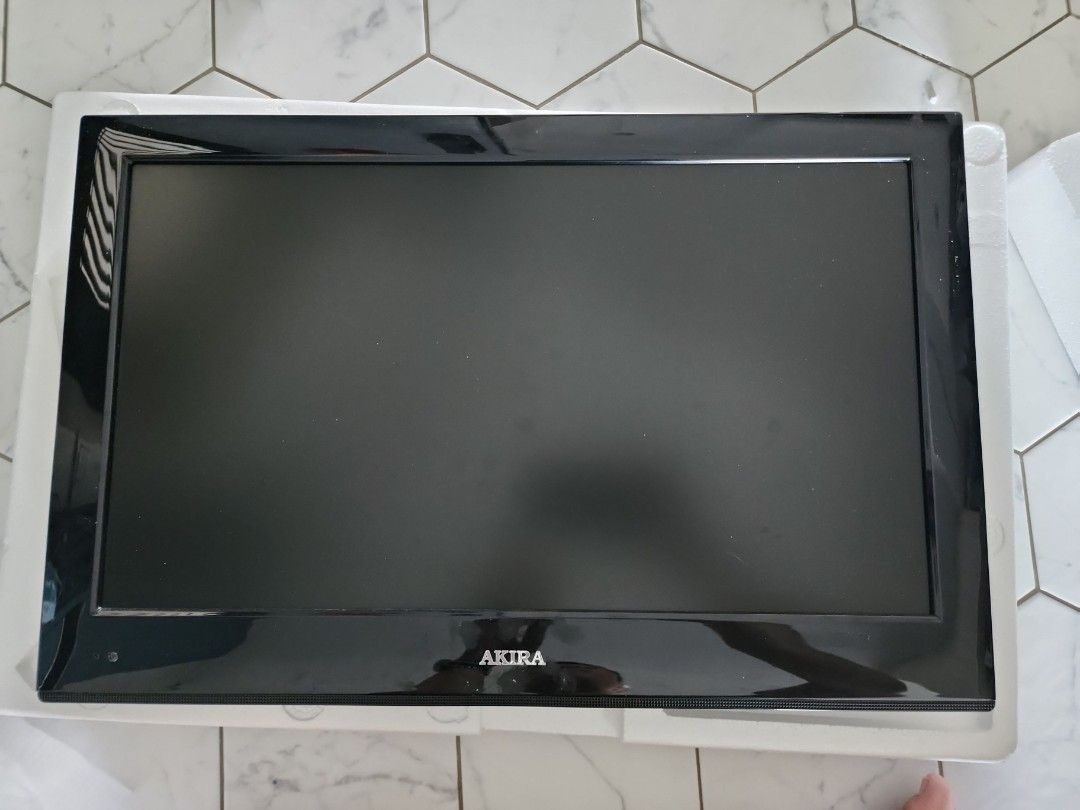 Akira TV, TV & Home Appliances, TV & Entertainment, TV on Carousell