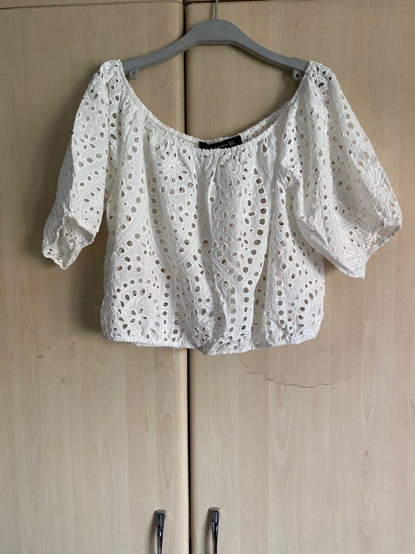 AUTH ZARA WHITE EYELET ANGLAISE VERSATILE TOP CAN BE WORN OFF SHOULDER ...