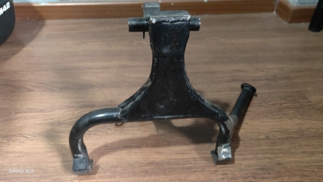 CB400 Mainstand, Motorcycles, Motorcycle Accessories on Carousell