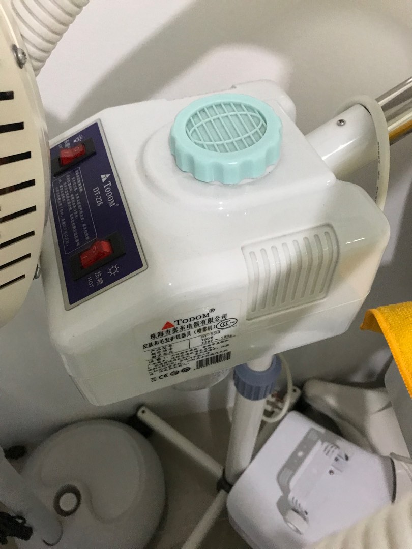 DREAMSYS Hydrogen Peel H+ (wagon type), Beauty & Personal Care, Face ...