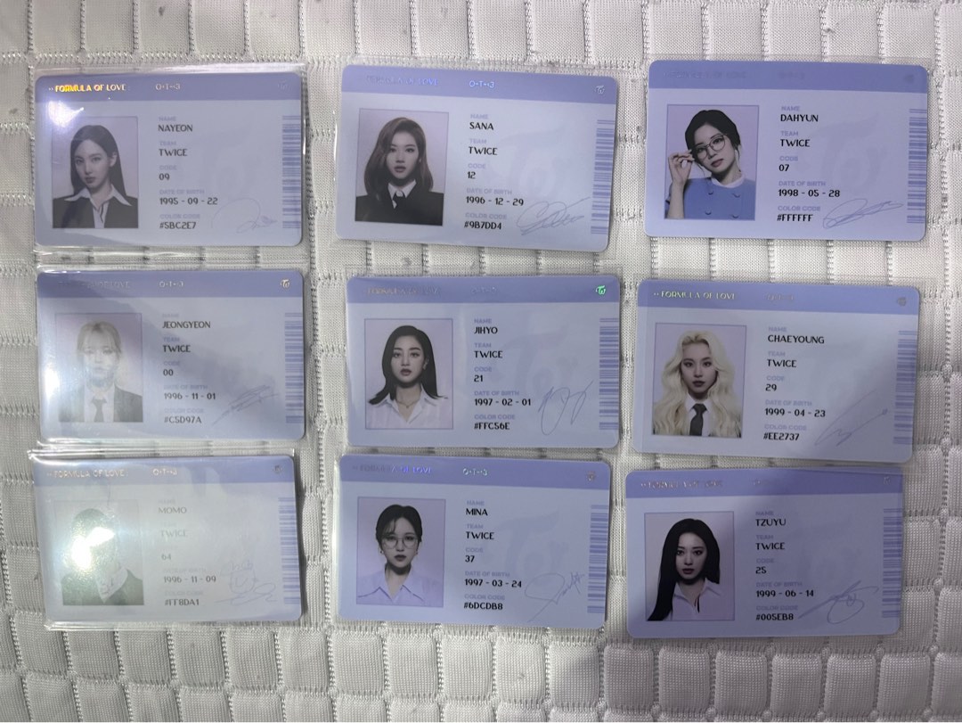 FORMULA OF LOVE TWICE ID PC CARD BLUE, Hobbies & Toys, Memorabilia ...