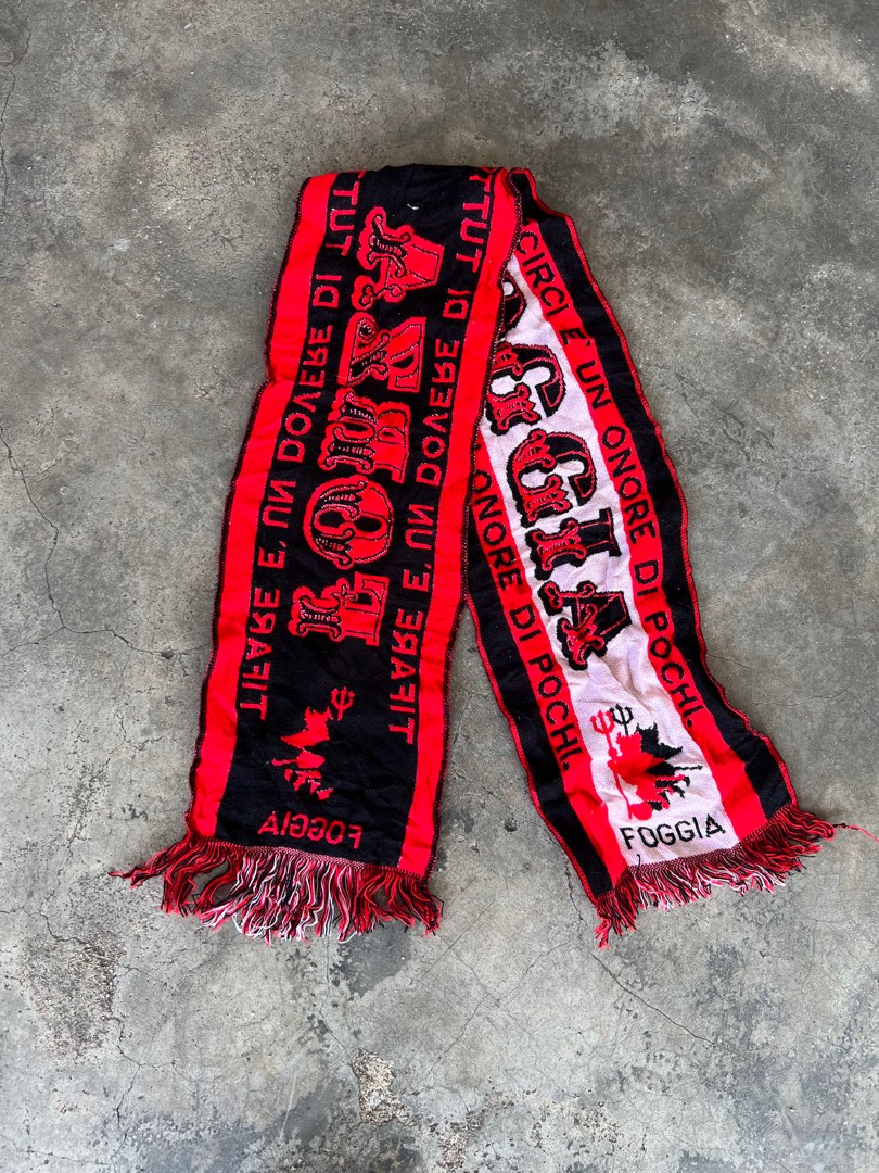 FORZA FOGGIA FOOTBALL MUFFLER, Men's Fashion, Watches & Accessories ...