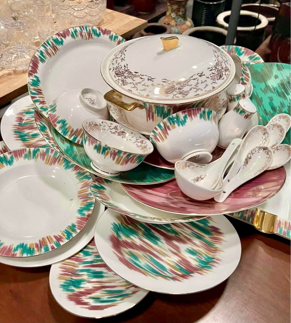 HERMES "VOYAGE EN IKAT" DINING SET on Carousell