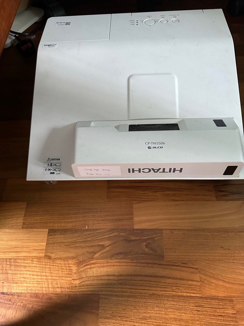 Hitachi CP-TW3506 ultra short throw projector, TV & Home Appliances, TV ...