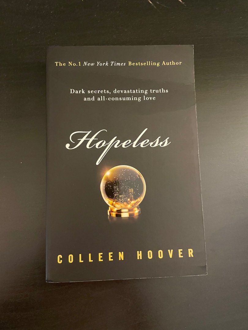 Hopeless Colleen Hoover English novel English book, Hobbies & Toys ...
