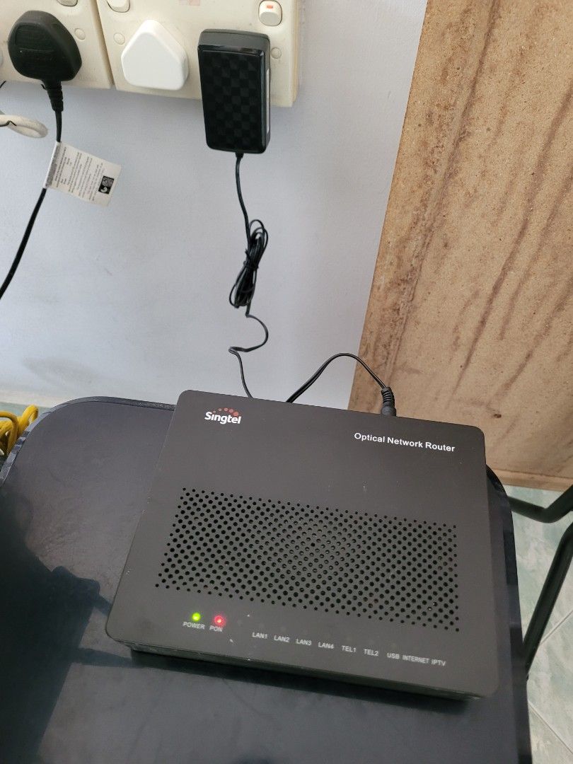 Huawei EchoLife HG8244H Singtel Optical Network Router, Computers ...