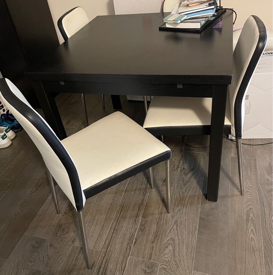 Ikea extendable table & 2 chairs, 傢俬＆家居, 傢俬, 桌子 - Carousell
