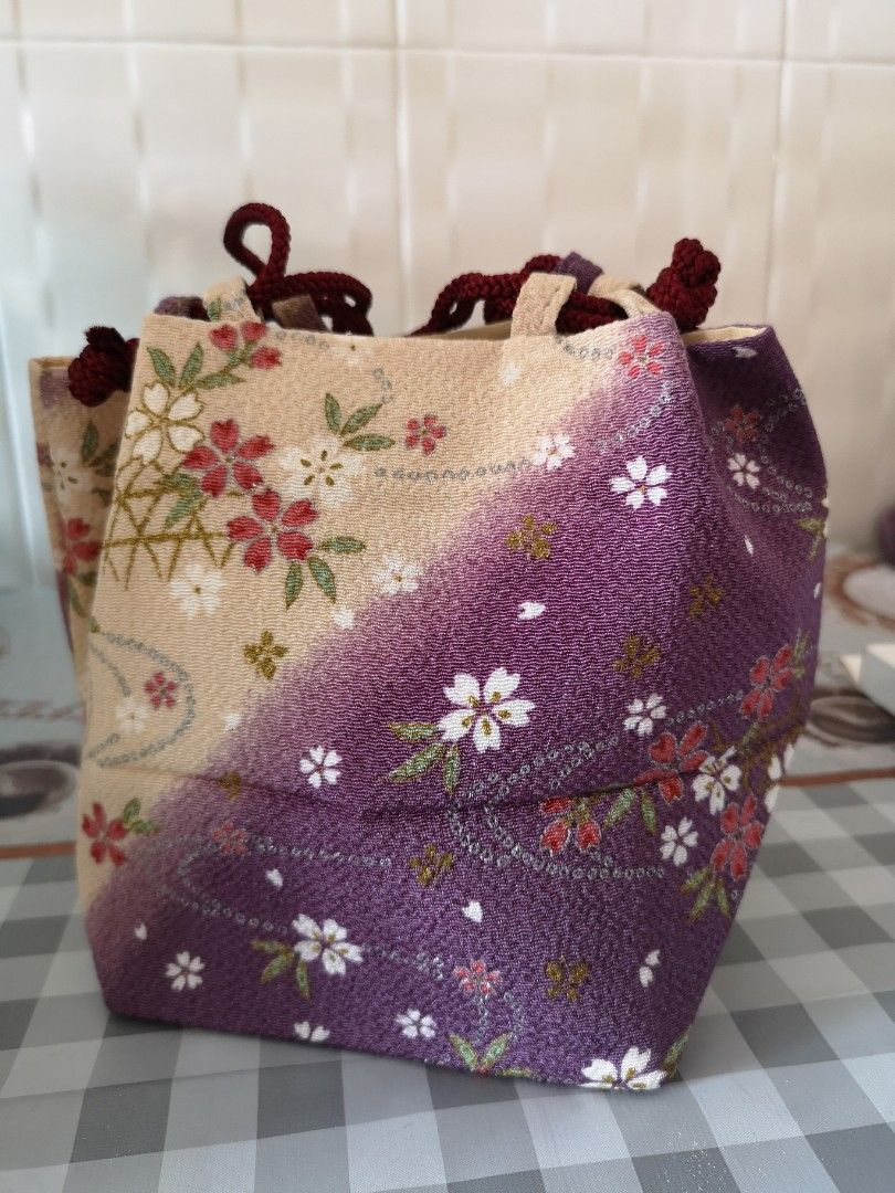 Japanese draw string pouch (white), Women's Fashion, Bags & Wallets ...