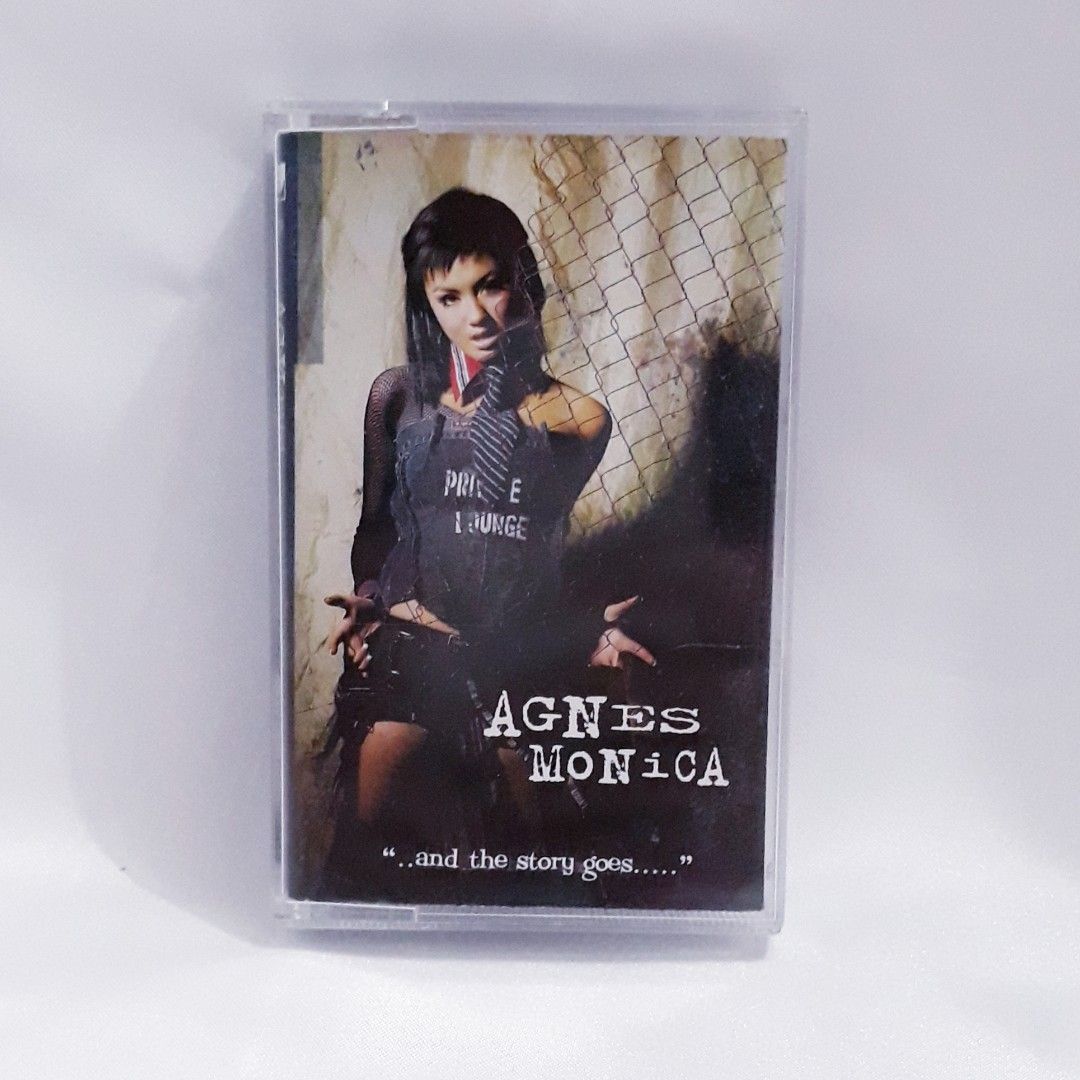 Kaset Pita Tape Agnes Monica And The Story Goes, Musik & Media, CD, DVD ...