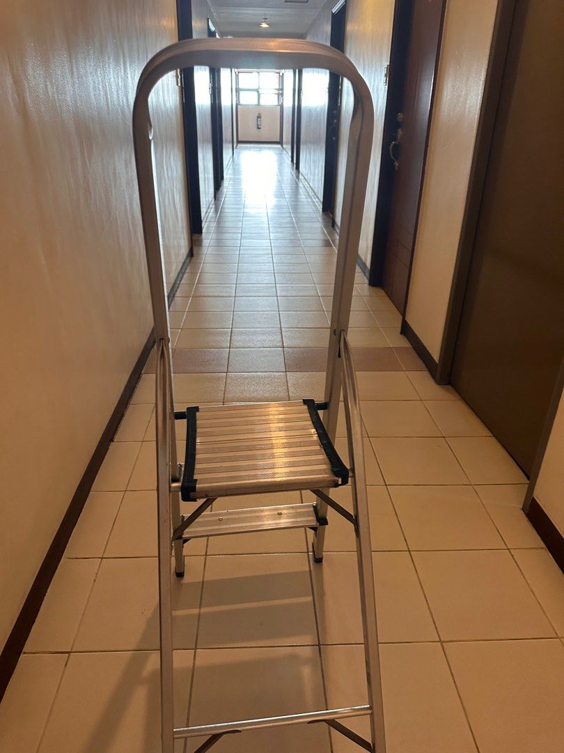 Ladder & stepper, Furniture & Home Living, Home Improvement ...