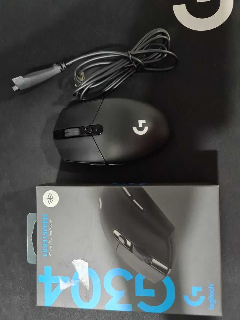 Logitech G304, Computers & Tech, Parts & Accessories, Mouse & Mousepads on Carousell