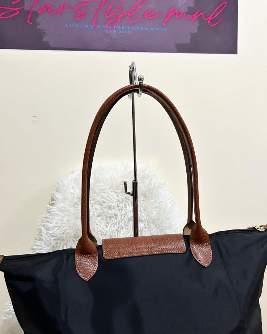 longchamp large long handle black, Luxury, Bags & Wallets on Carousell