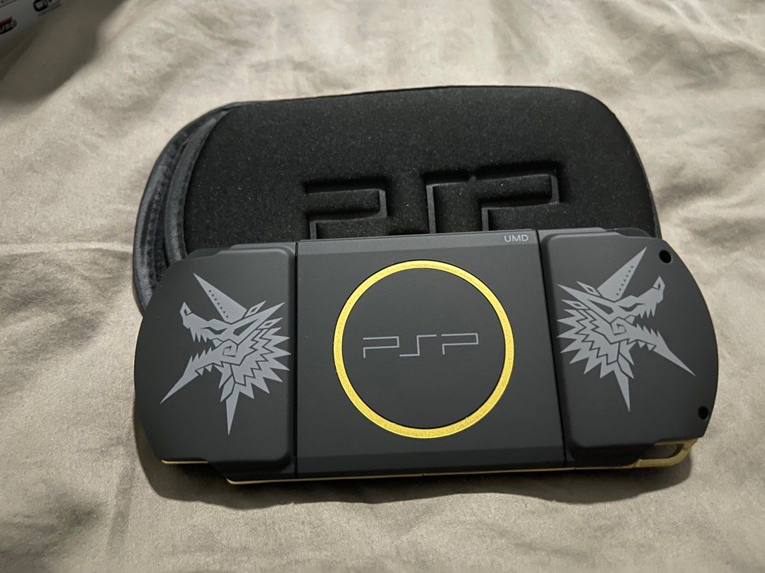 MINT PSP 3000 [MONSTER HUNTER LIMITED EDITION ], Video Gaming, Video ...