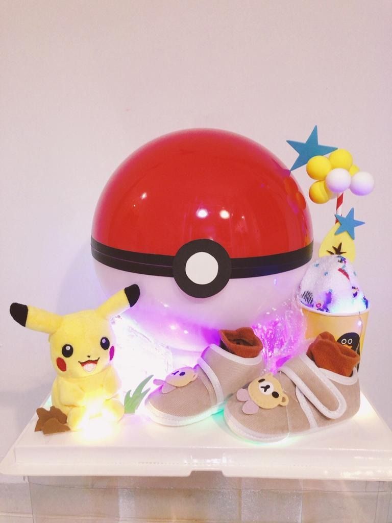 (NEW) Baby Boy Pokeball Diaper Cake Hamper, Babies & Kids, Babies ...
