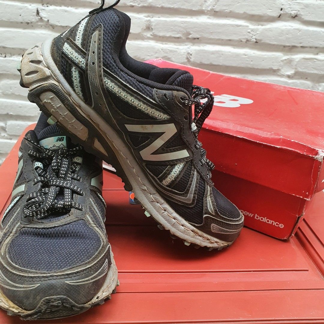 New Balance Trail Running Shoes, Fesyen Wanita, Sepatu di Carousell