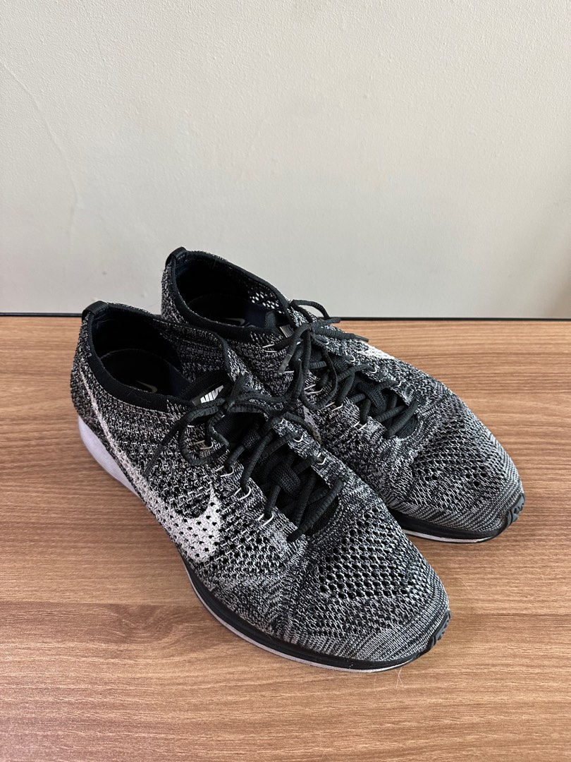 Nike Flyknit Racer Oreo 2, Men's Fashion, Footwear, Sneakers on Carousell