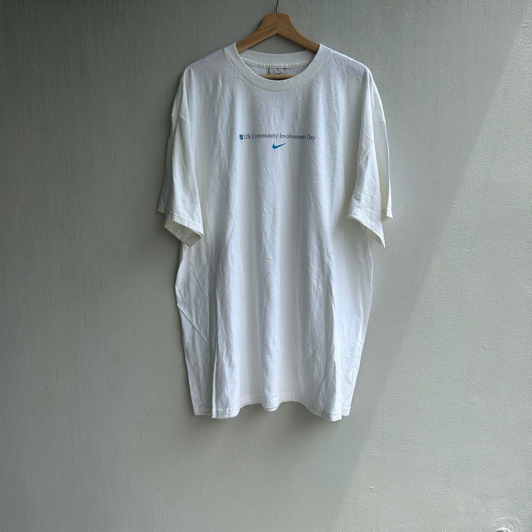 Nike US community involvement day vintage, Men's Fashion, Tops & Sets ...