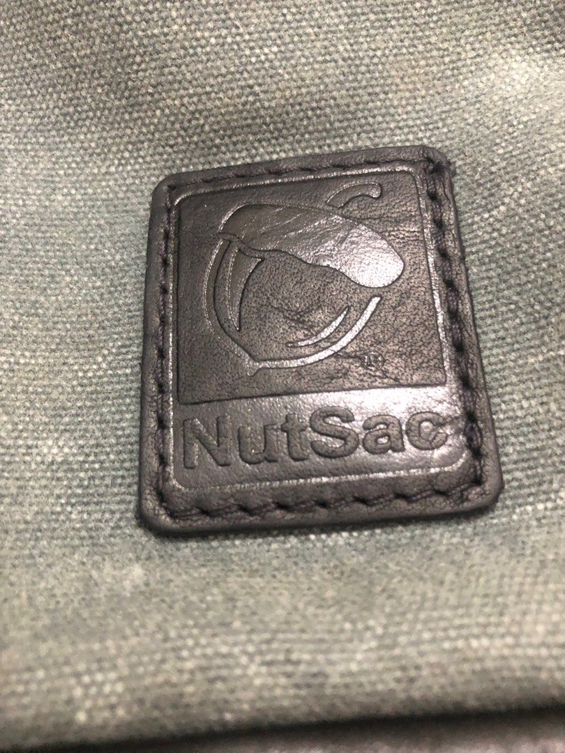 NutSac Satchel 11 (Coal), Men's Fashion, Bags, Sling Bags on Carousell