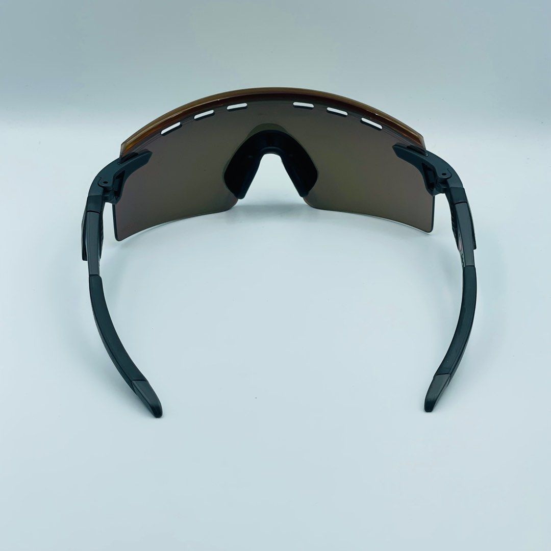 Oakley Encoder Strike Vented Matte Carbon w/ Prizm 24k, Men's Fashion ...