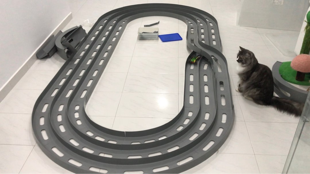 OEM Tamiya 3 lane track plus loop, Hobbies & Toys, Toys & Games on ...