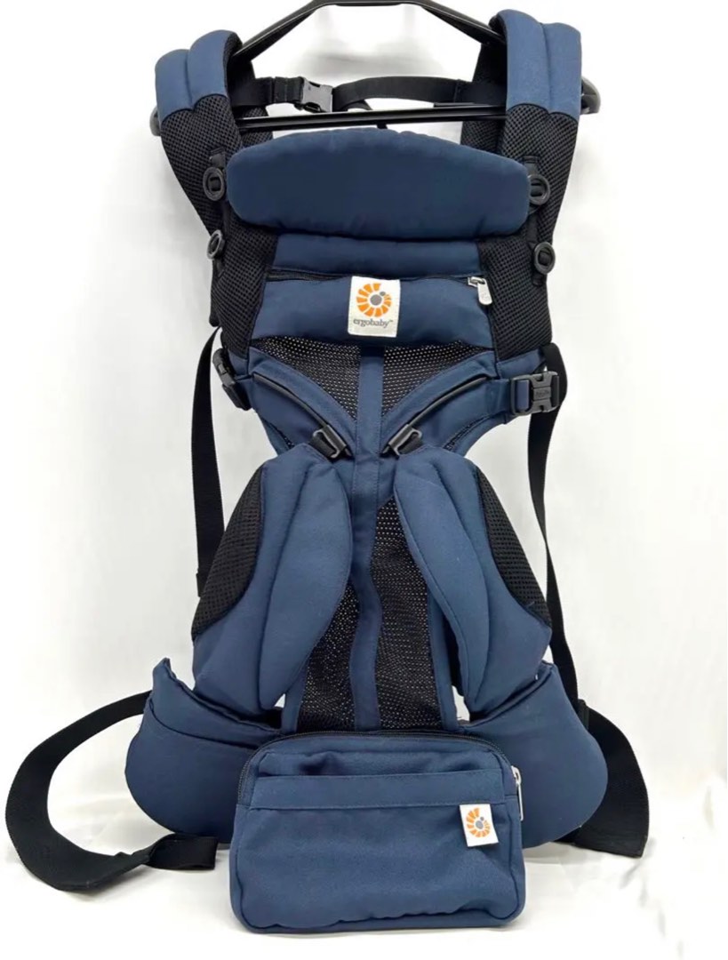 Ergo baby Omni 360 Navy blue, Babies & Kids, Going Out, Carriers ...