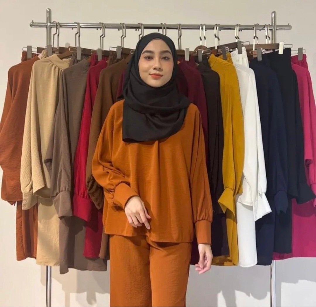 PANDA EYES BLACK BLOUSE AND PANTS SET, Women's Fashion, Muslimah ...