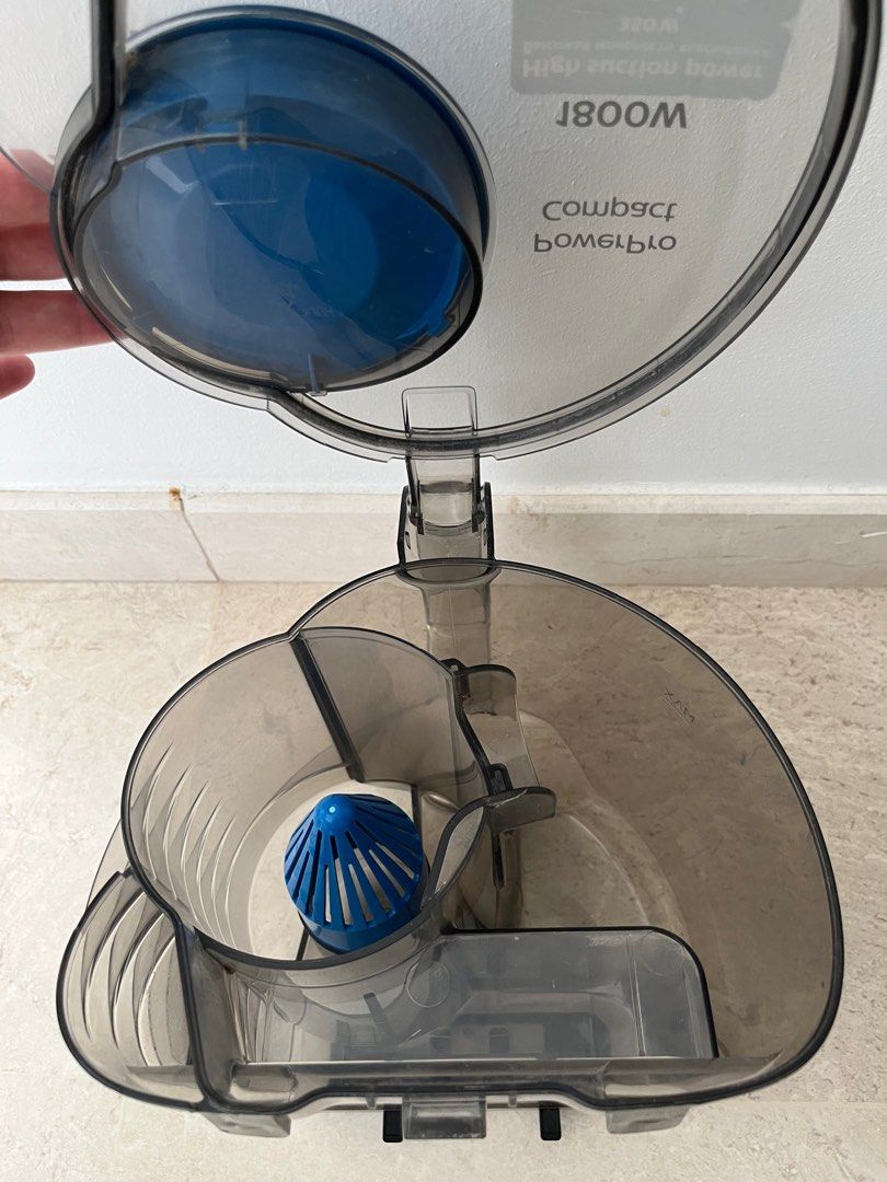 Philips power cyclone 5 - 1800w, TV & Home Appliances, Vacuum Cleaner ...