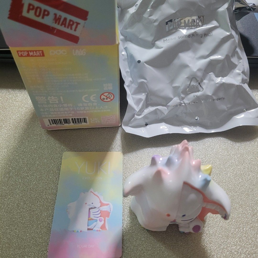 polar day yuki series popmart, Hobbies & Toys, Memorabilia ...