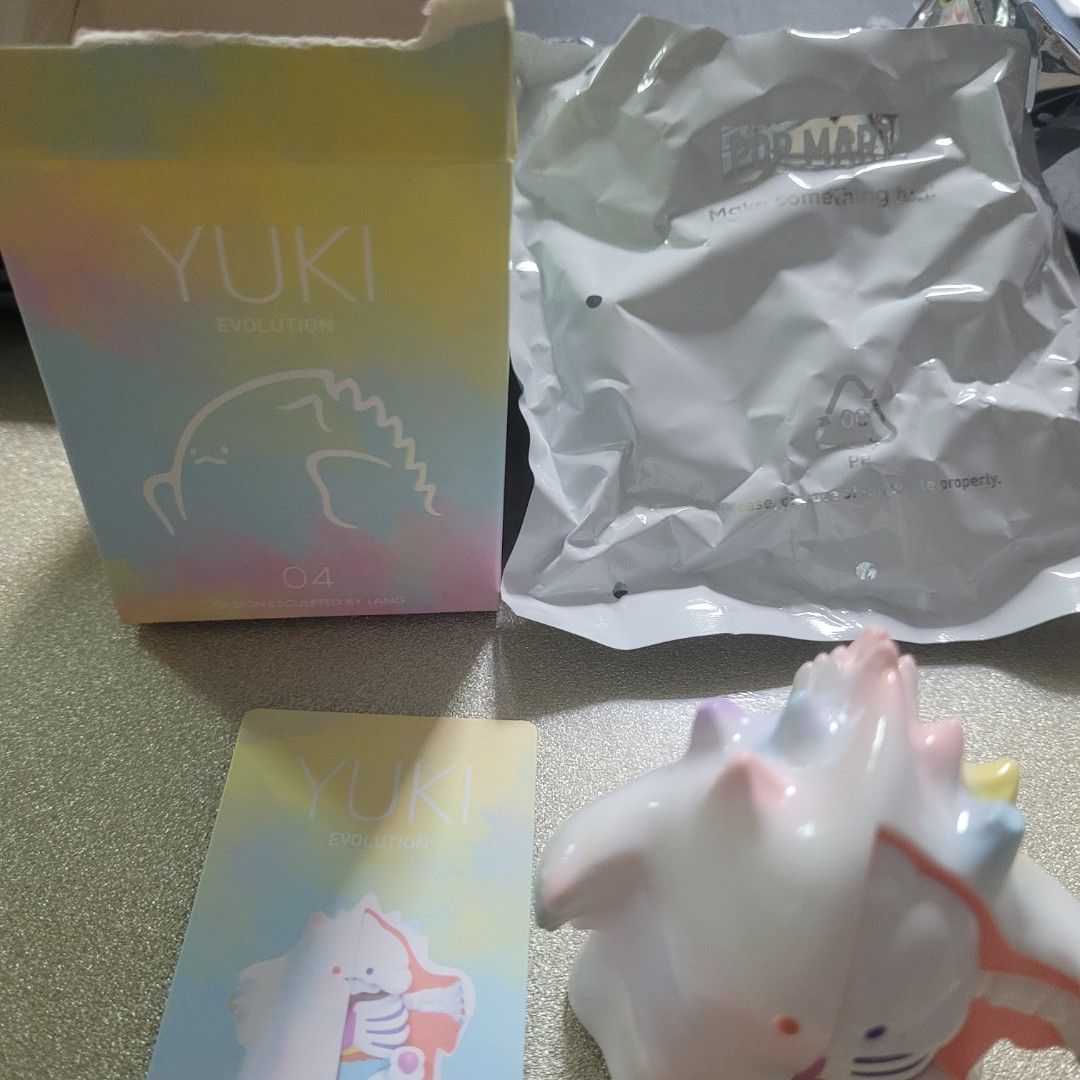 polar day yuki series popmart, Hobbies & Toys, Memorabilia ...