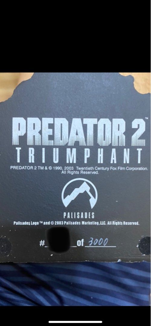 Predator 2 model/Statue, Hobbies & Toys, Memorabilia & Collectibles ...