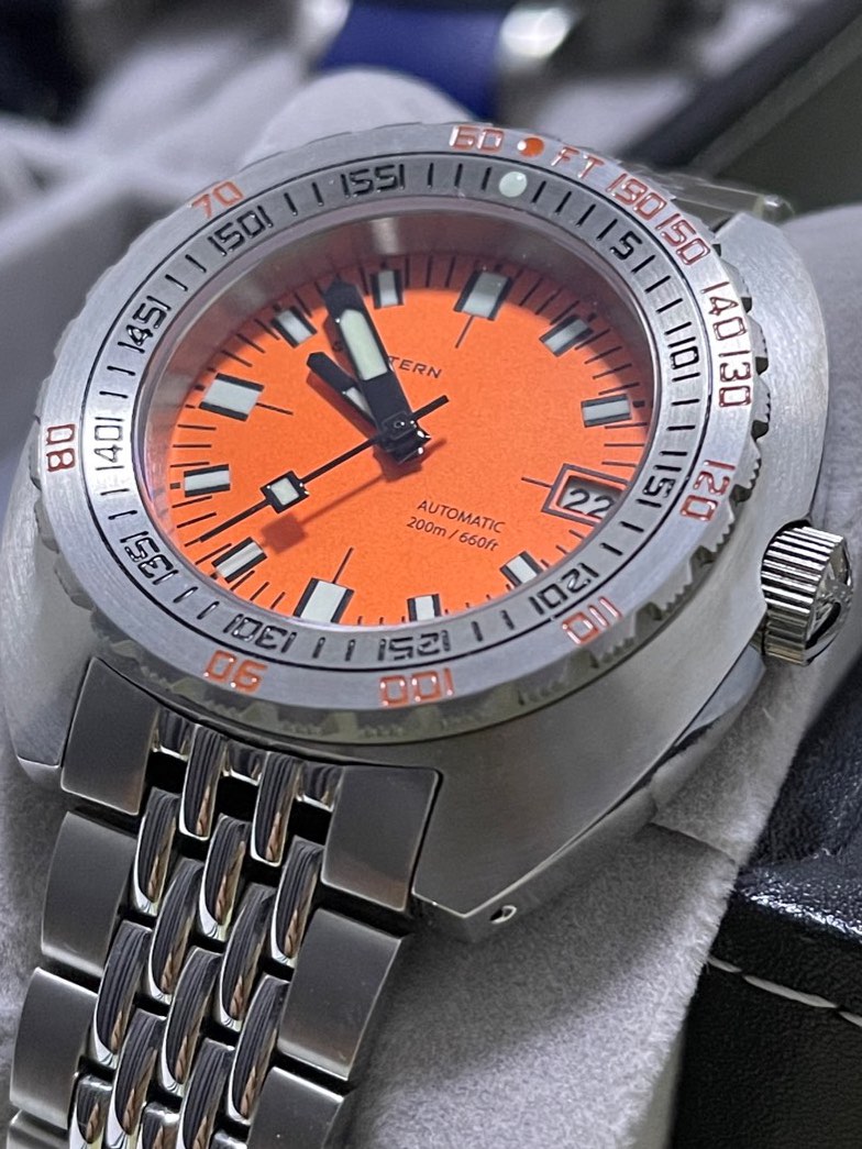 Seestern SUB300T Doxa Homage Seiko NH35A, Men's Fashion, Watches ...