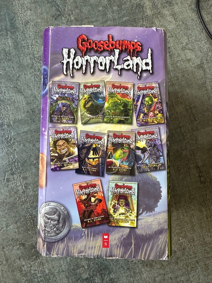 Set of 10 Goosebumps Books, Hobbies & Toys, Books & Magazines, Children ...