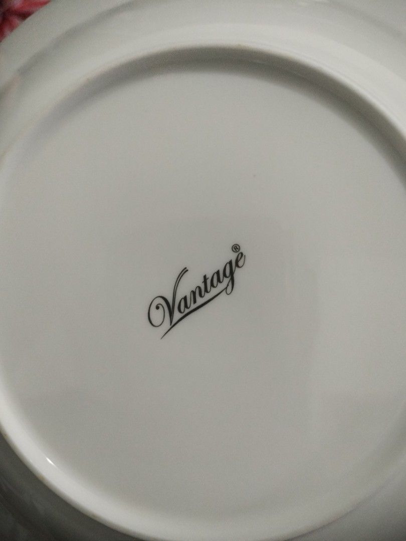 set pinggan vantage, Furniture & Home Living, Kitchenware & Tableware ...