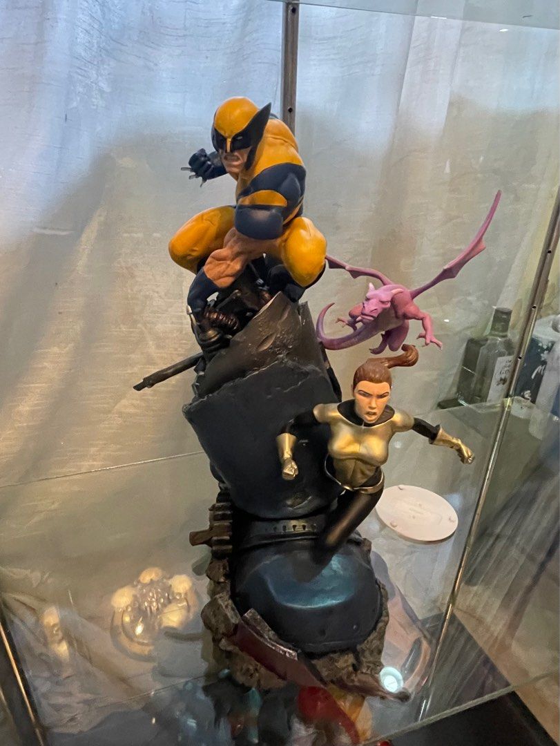 Sideshow X-Men vs Sentinel Diorama No. 1 - 3 (complete set), Hobbies ...