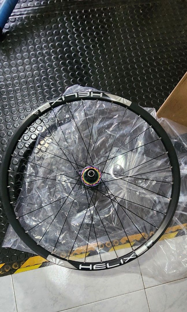 Sunringle TR27 27.5 with Koozer xm490 pro, Sports Equipment, Bicycles ...