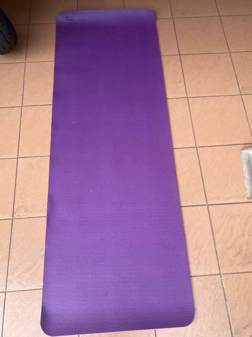 TOGA MAT, Sports Equipment, Exercise & Fitness, Exercise Mats on Carousell