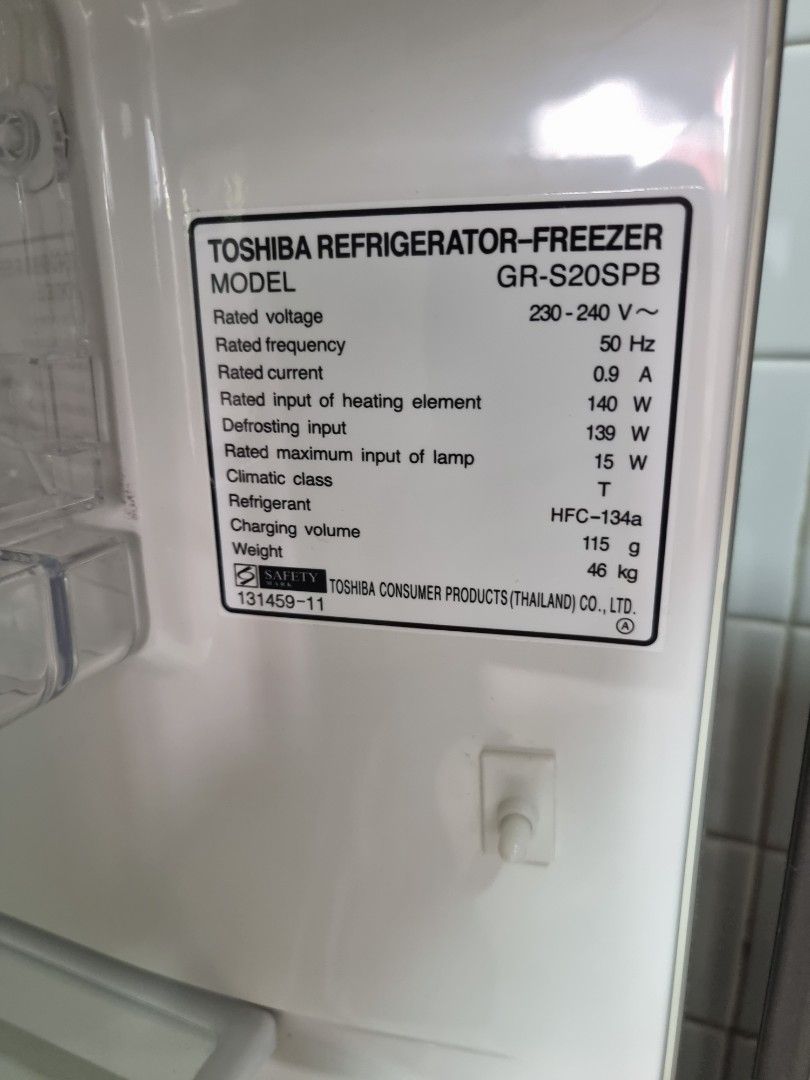 Toshiba GR-S20SPB Fridge/Freezer, TV & Home Appliances, Kitchen ...