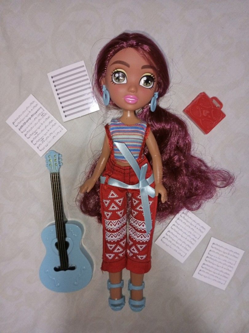 Vi and Va Viviana doll, Hobbies & Toys, Toys & Games on Carousell