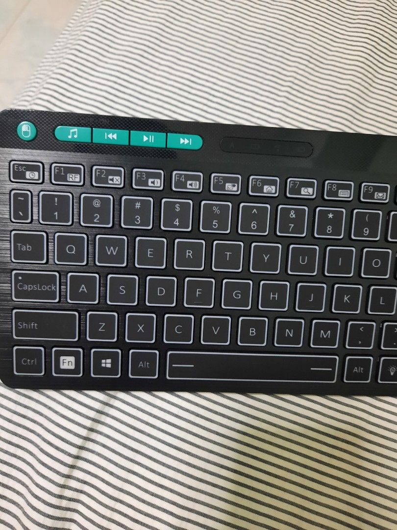Wireless Keyboard Computers And Tech Parts And Accessories Computer