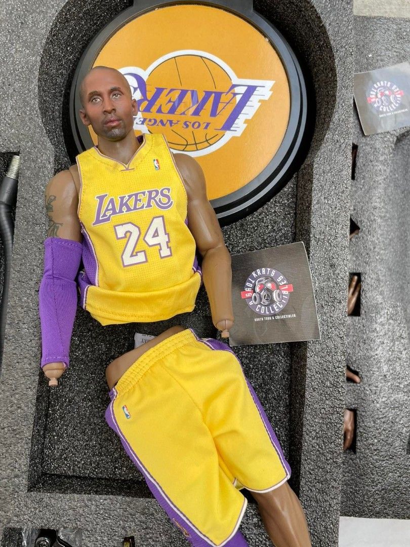 3rd Party 1 /6 Scale Kobe Bryant ( 12 Inches) on Carousell