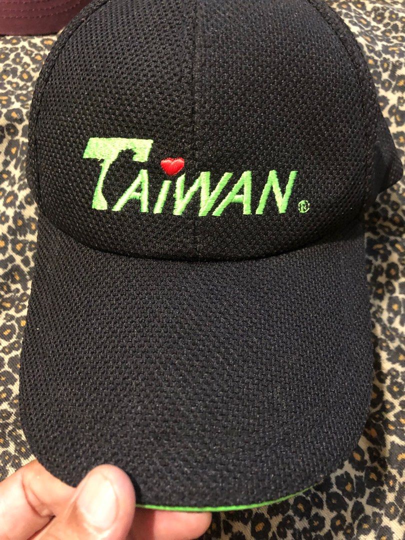 二手 古著 Taiwan 台灣 機能 老帽 棒球帽 cap, 他的時尚, 手錶及配件, 帽子在旋轉拍賣