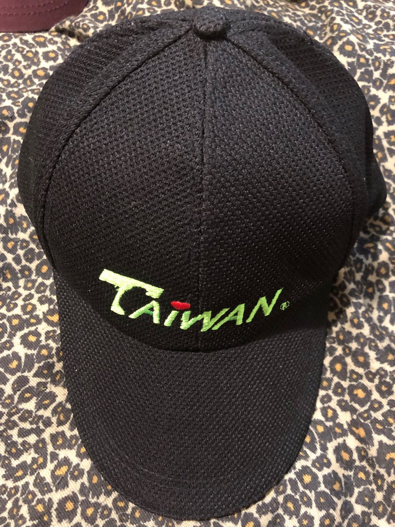 二手 古著 Taiwan 台灣 機能 老帽 棒球帽 cap, 他的時尚, 手錶及配件, 帽子在旋轉拍賣