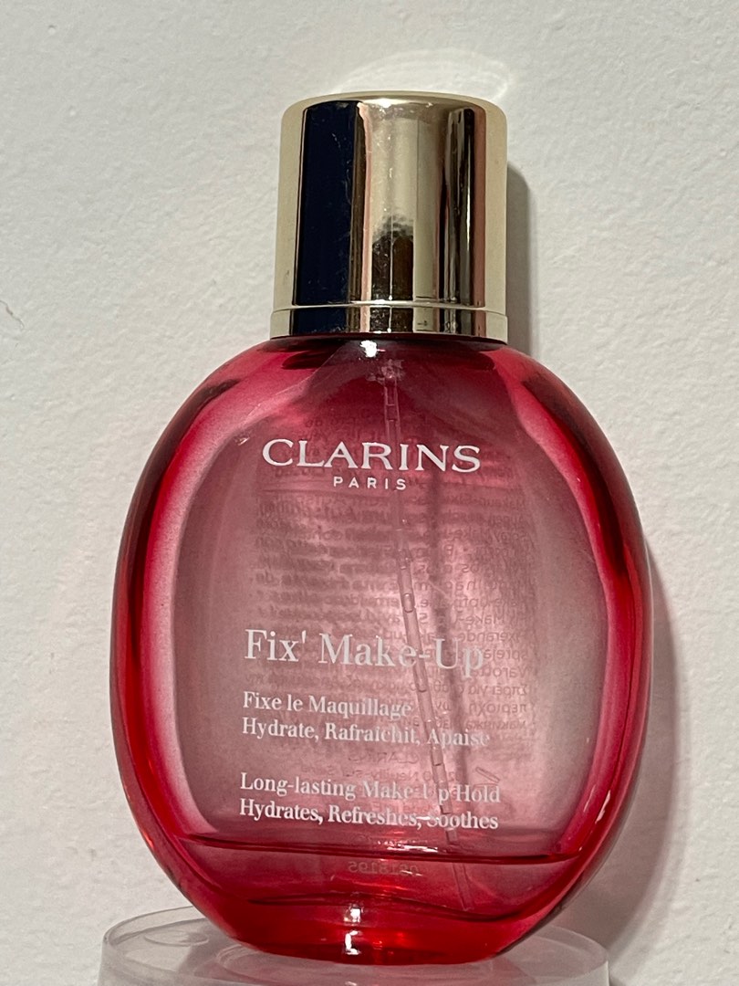 Authentic Clarins fix make-up spray, Beauty & Personal Care, Face, Makeup on Carousell