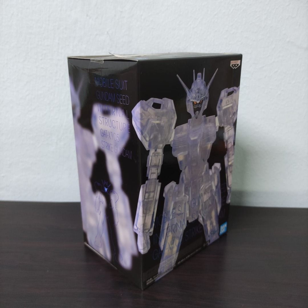 Banpresto Mobile Suit Gundam Internal Structure GAT-X105 Strike Gundam ...